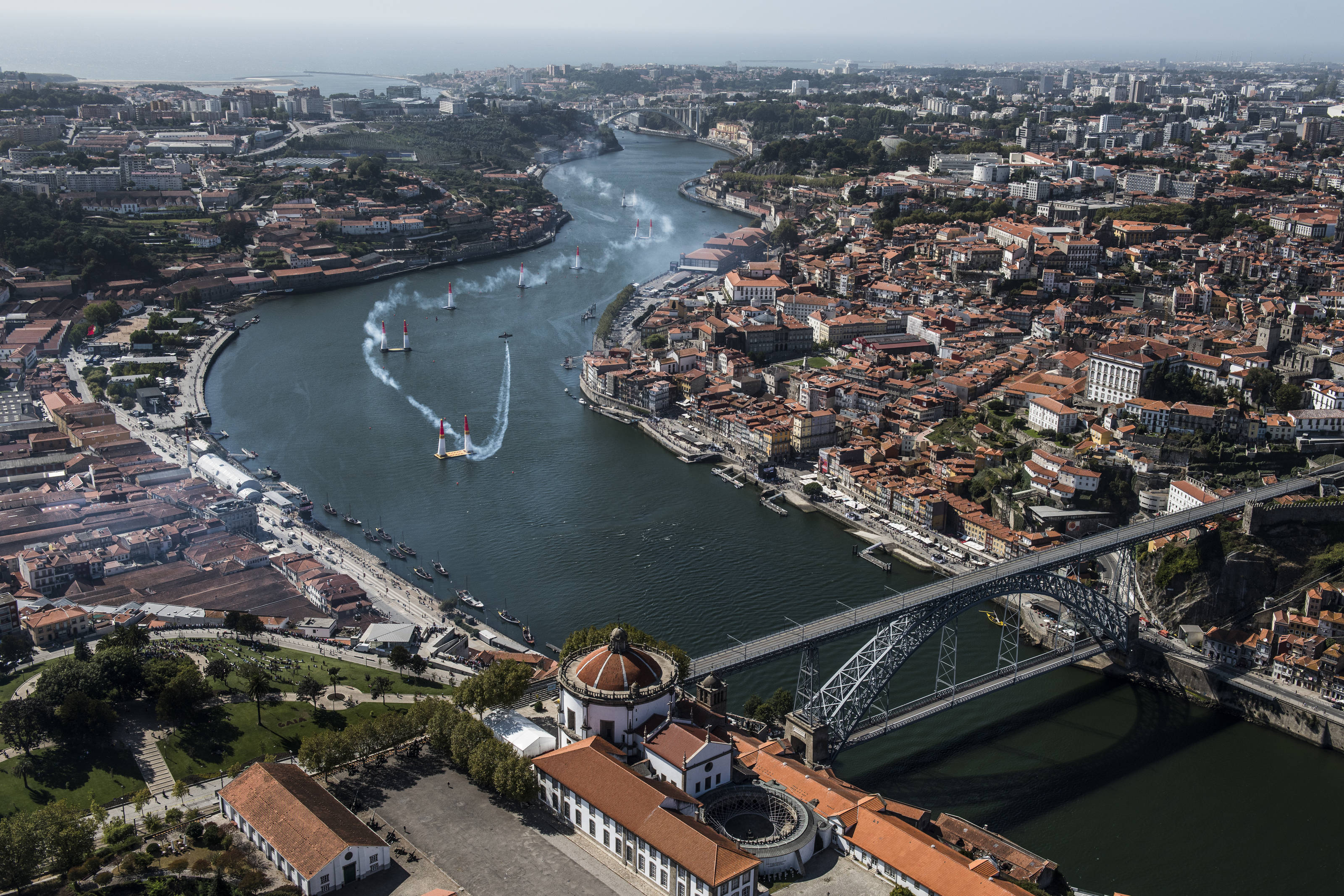 Recorde de público em dia de qualificações no Porto | Ágora Cultura e ...